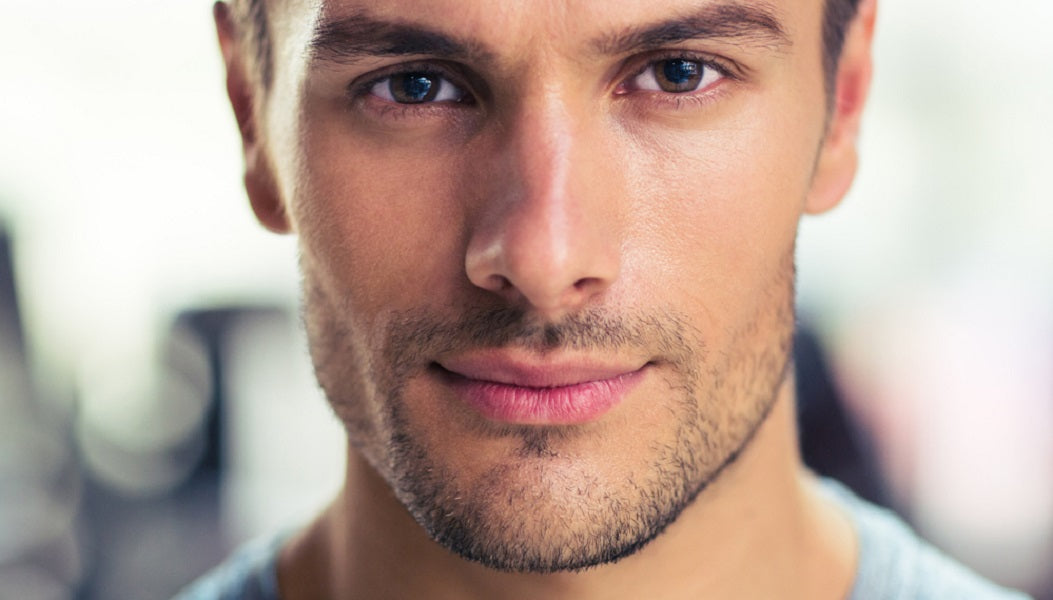 Dapatkan Bentuk Rahang Tegas dengan 3 Trik Ini! | FAVO